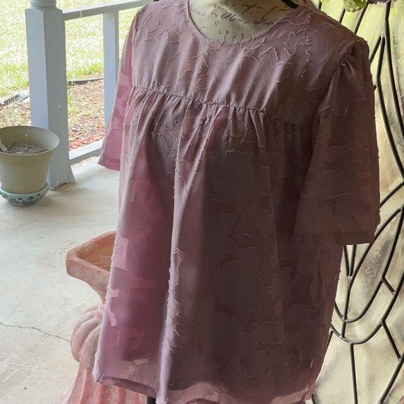 Tops | Mauve Color Top Great Top To Dress Up Or Wear Out With Shorts ...